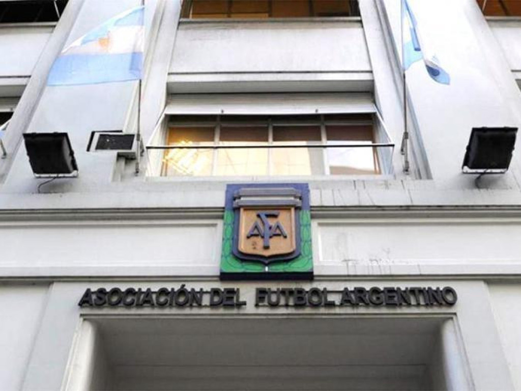 Hay que pagar por AFA Plus